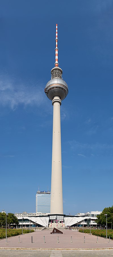 Berliner Fernsehturm - SMARTTRAVELERS