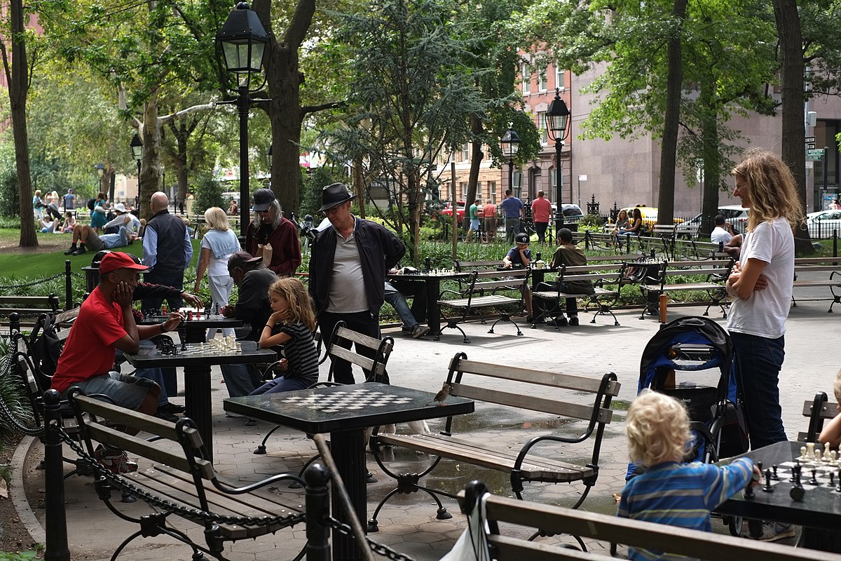 Washington Square Park - SMARTTRAVELERS