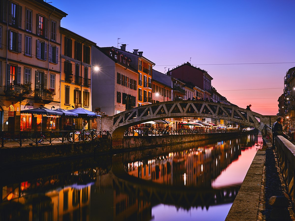 Naviglio Grande - SMARTTRAVELERS