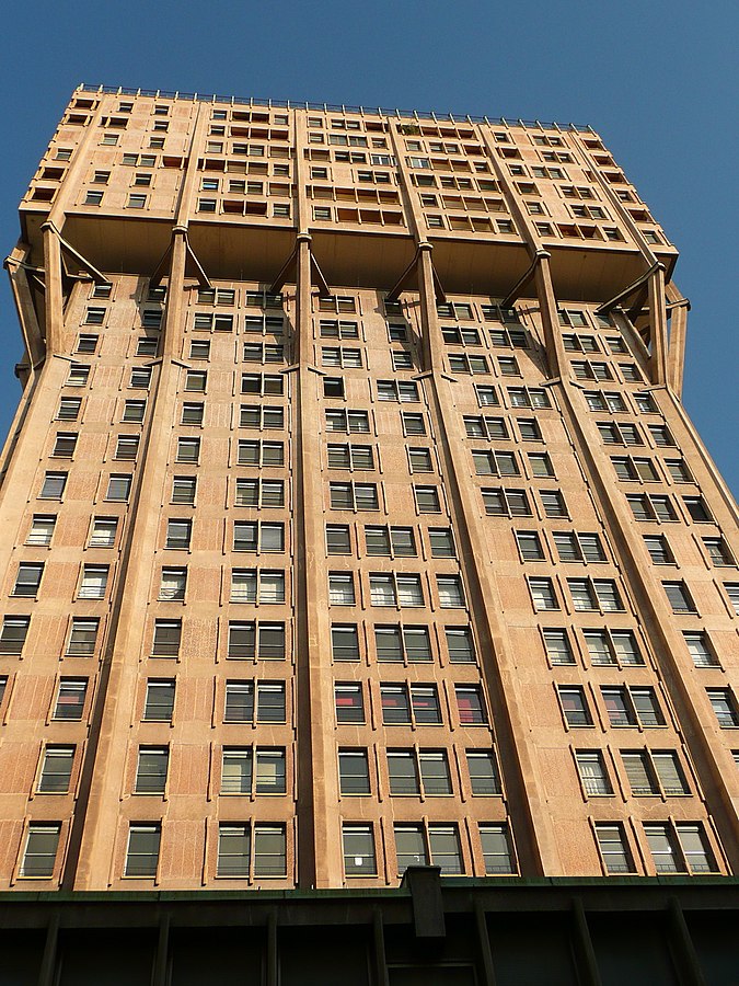 Torre Velasca - SMARTTRAVELERS